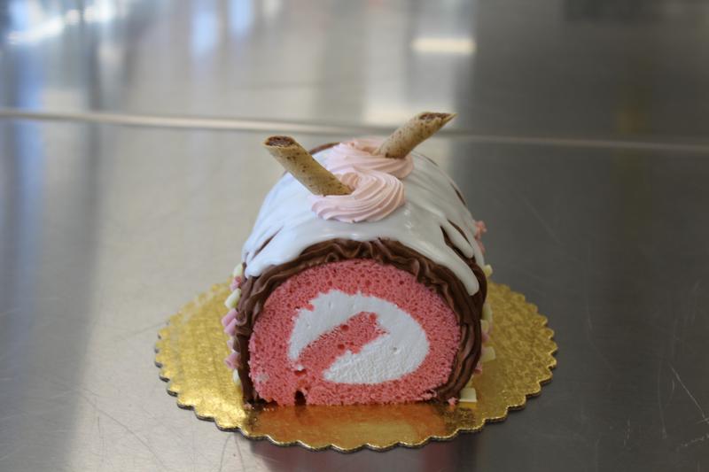 Neapolitan Cake Roll | Rich's USA